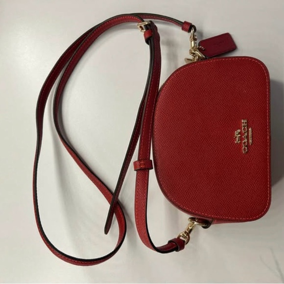 Coach | Bags | Coach Scarlet Crossbody Bag | Poshmark